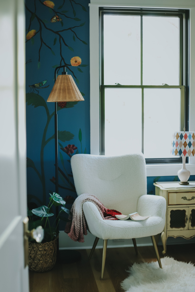 Playing With Design Trends: Sherpa Chairs